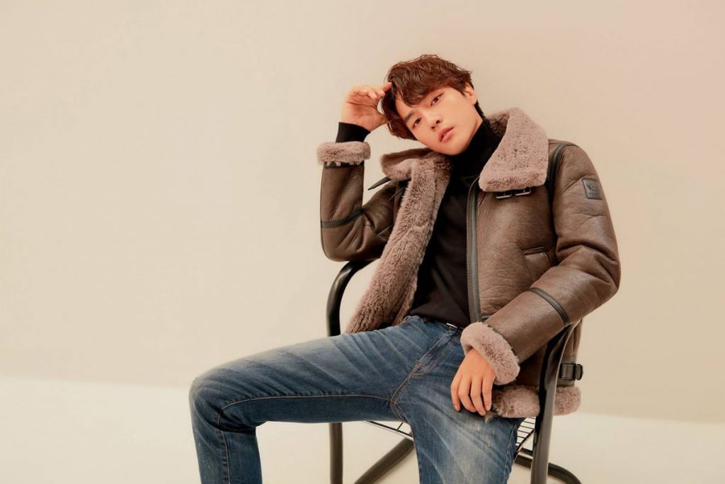 Sunmi et Yang Se Jong sont un couple sexy pour Buckaroo